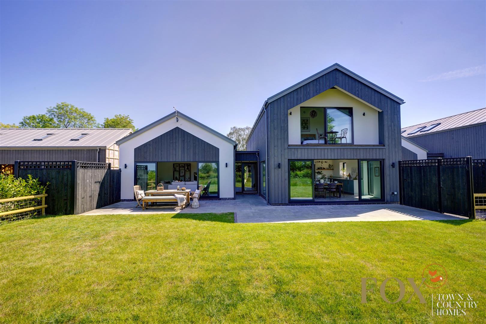 New Homes - Fox Town & Country Homes